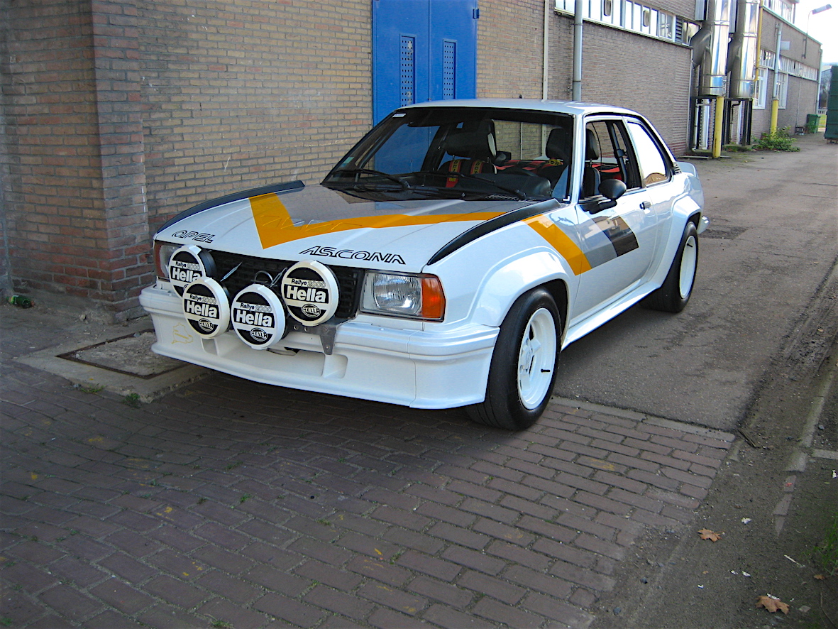 Opel Ascona 400